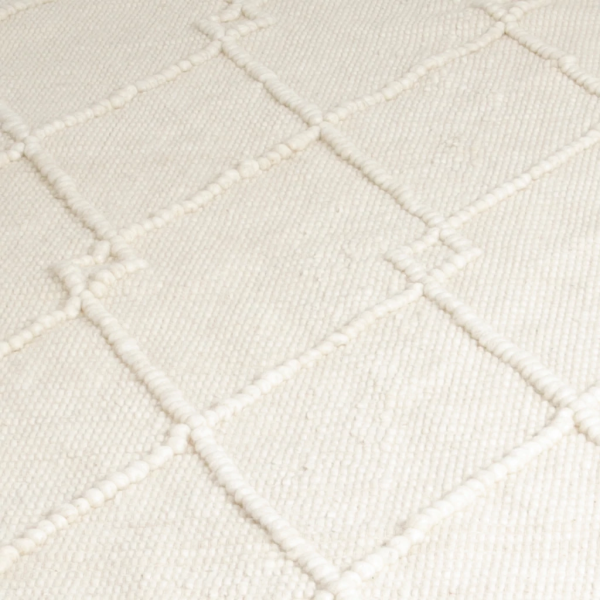 Cream Diamond Pattern Rug (3 Sizes)